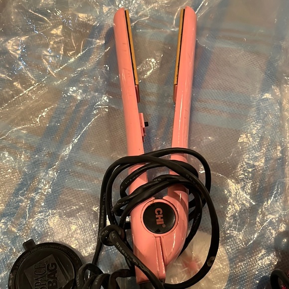 CHI | Accessories | Chi Flat I Iron Straightener | Poshmark